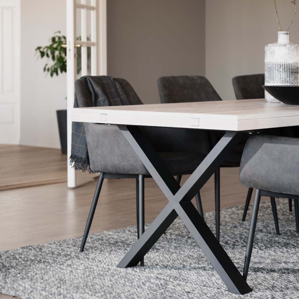 Stort matbord för familj och vänner! Brooklyn ger plats till 10 ...